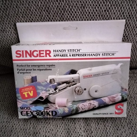 Singer | Other | Vtg Singer Portabletravel Sewing Machine Handy Stitch ...